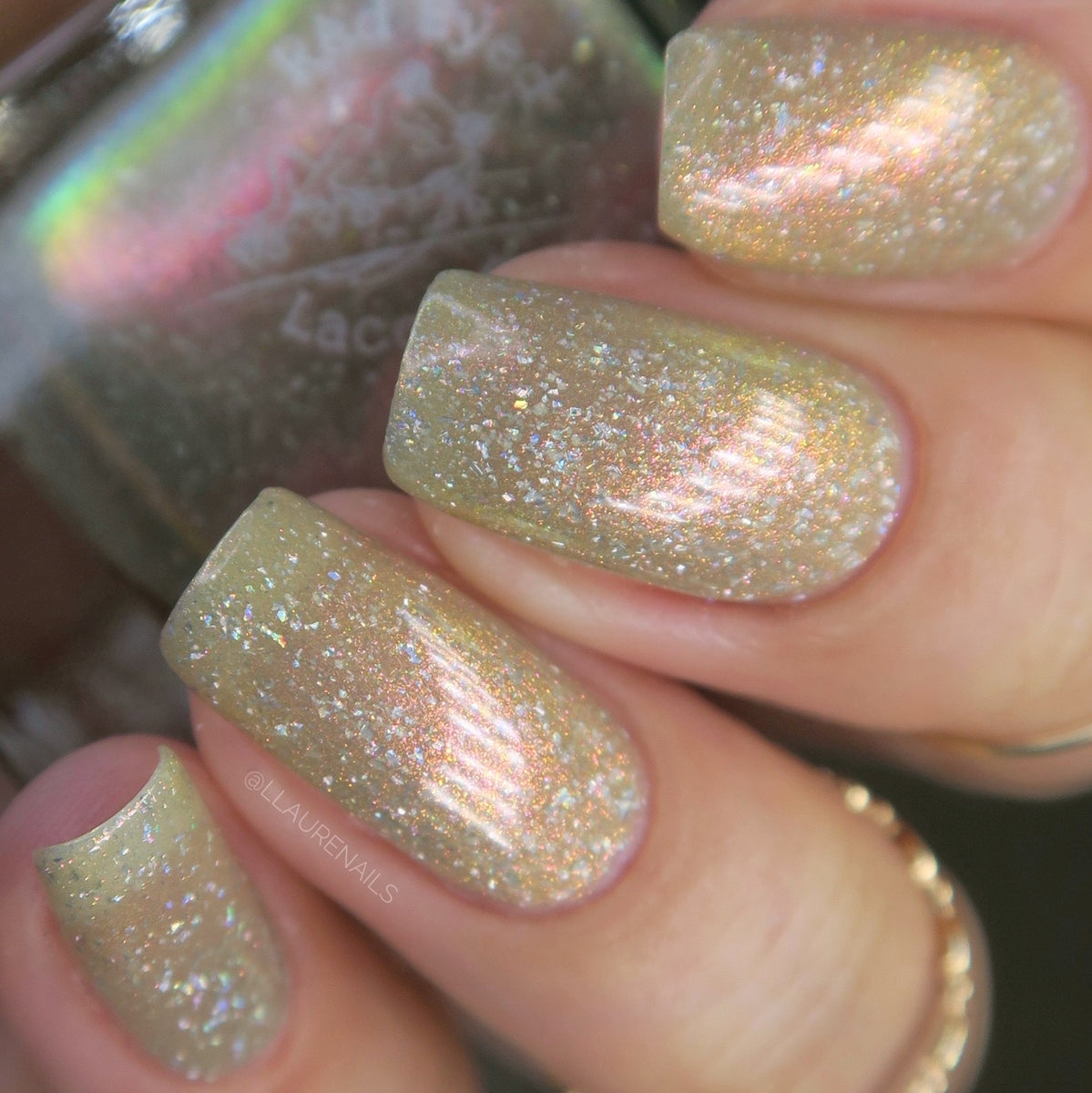 Eevee – Red Eyed Lacquer